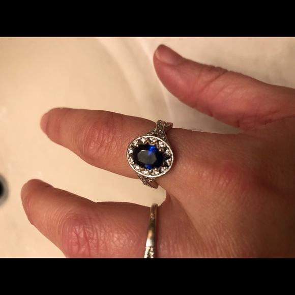 Fragrant Jewels | Jewelry | Beautiful Dark Blue Oval Ring | Poshmark